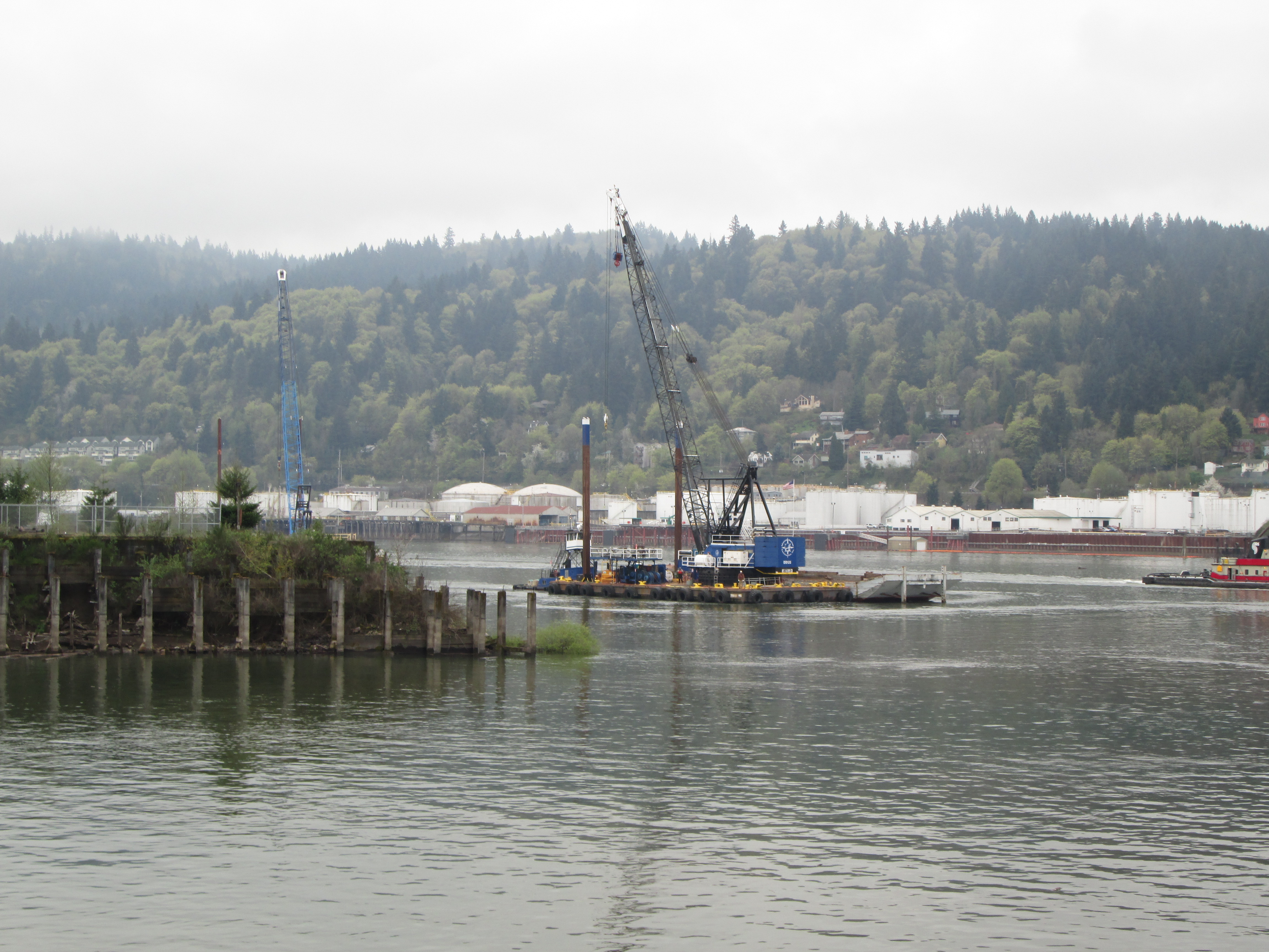 Derrick Barges, Work Barges & Tugs