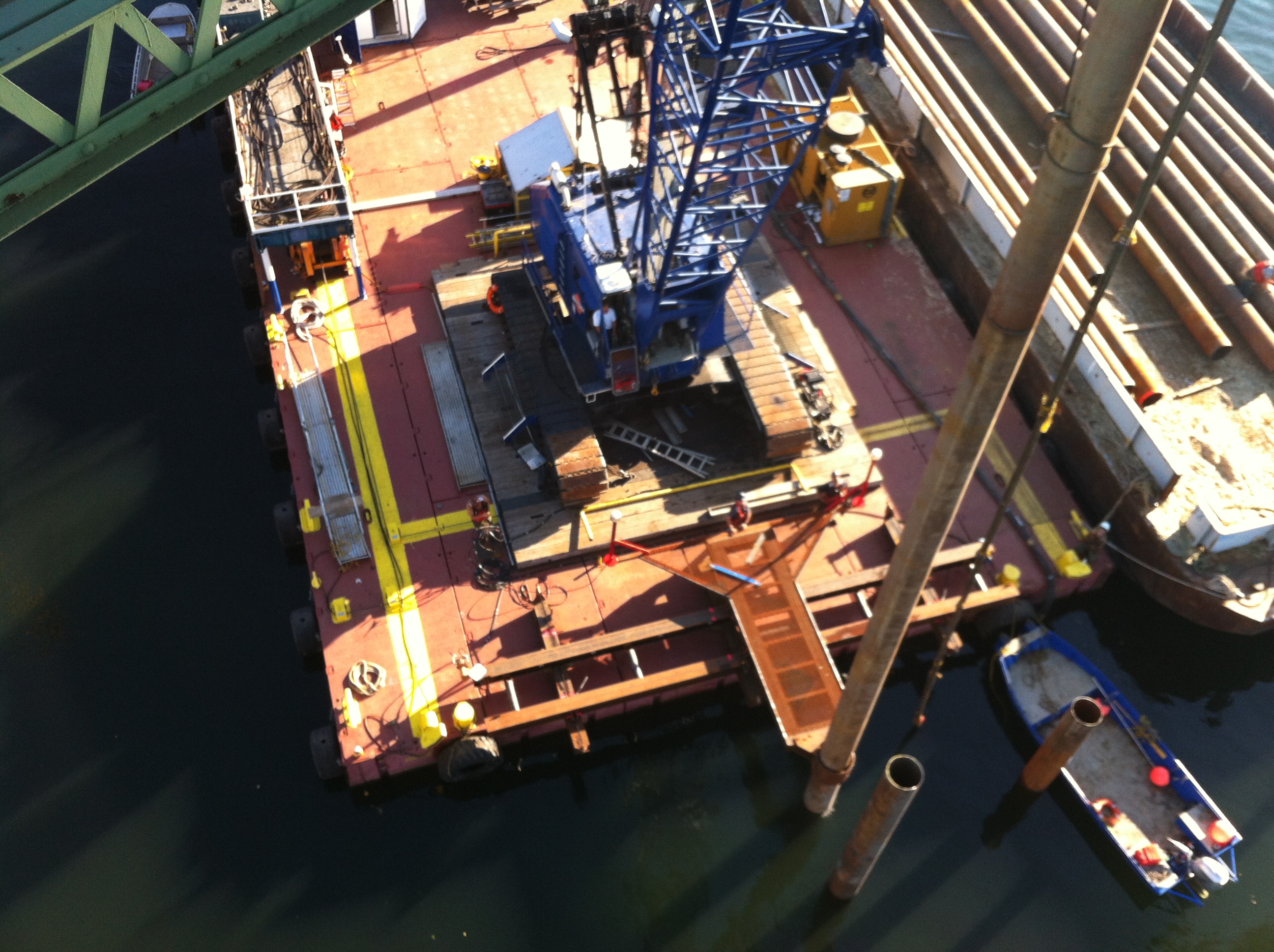 Derrick Barges, Work Barges & Tugs