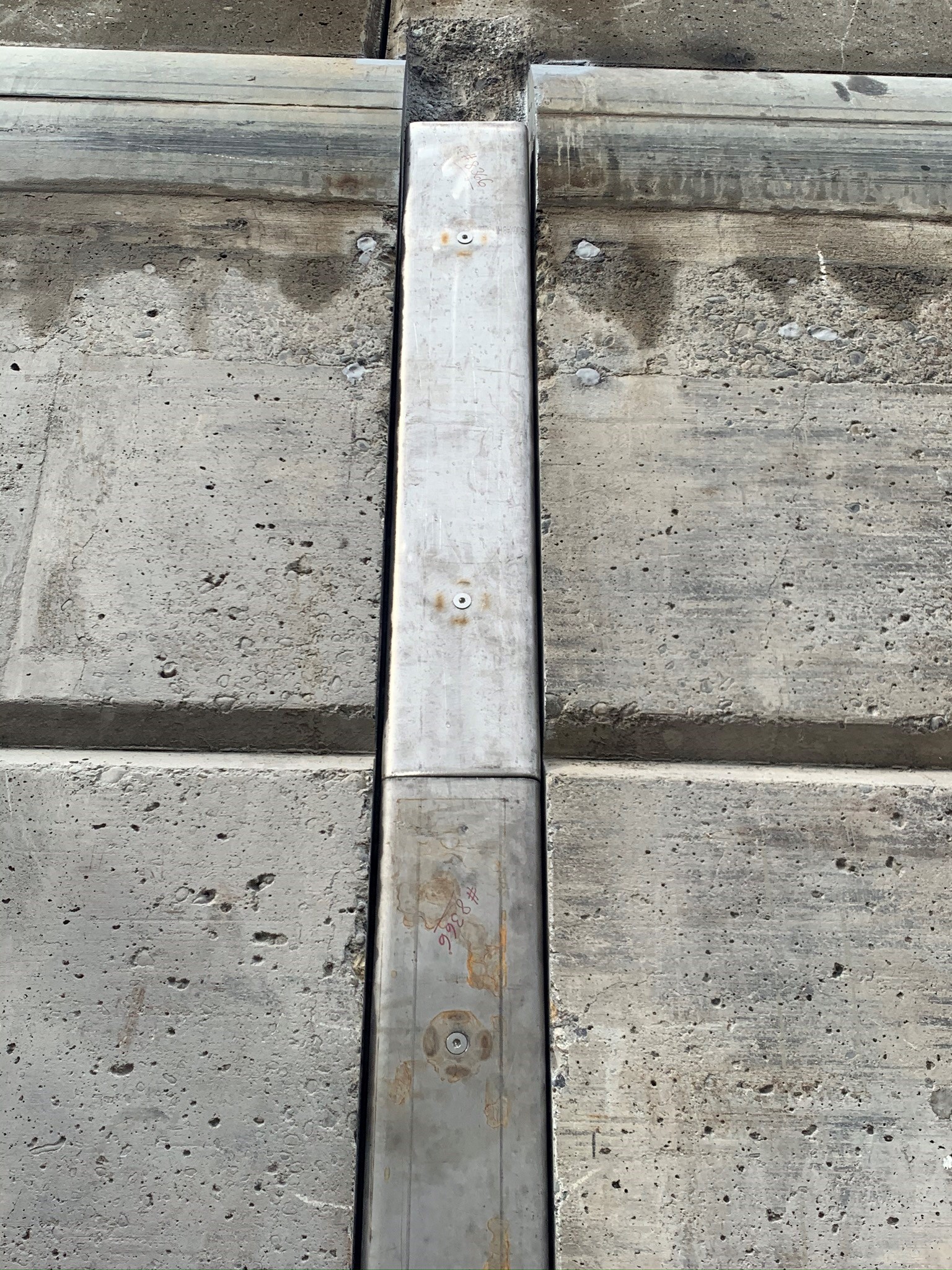 Little Goose Dam NavLock Leak Sealing